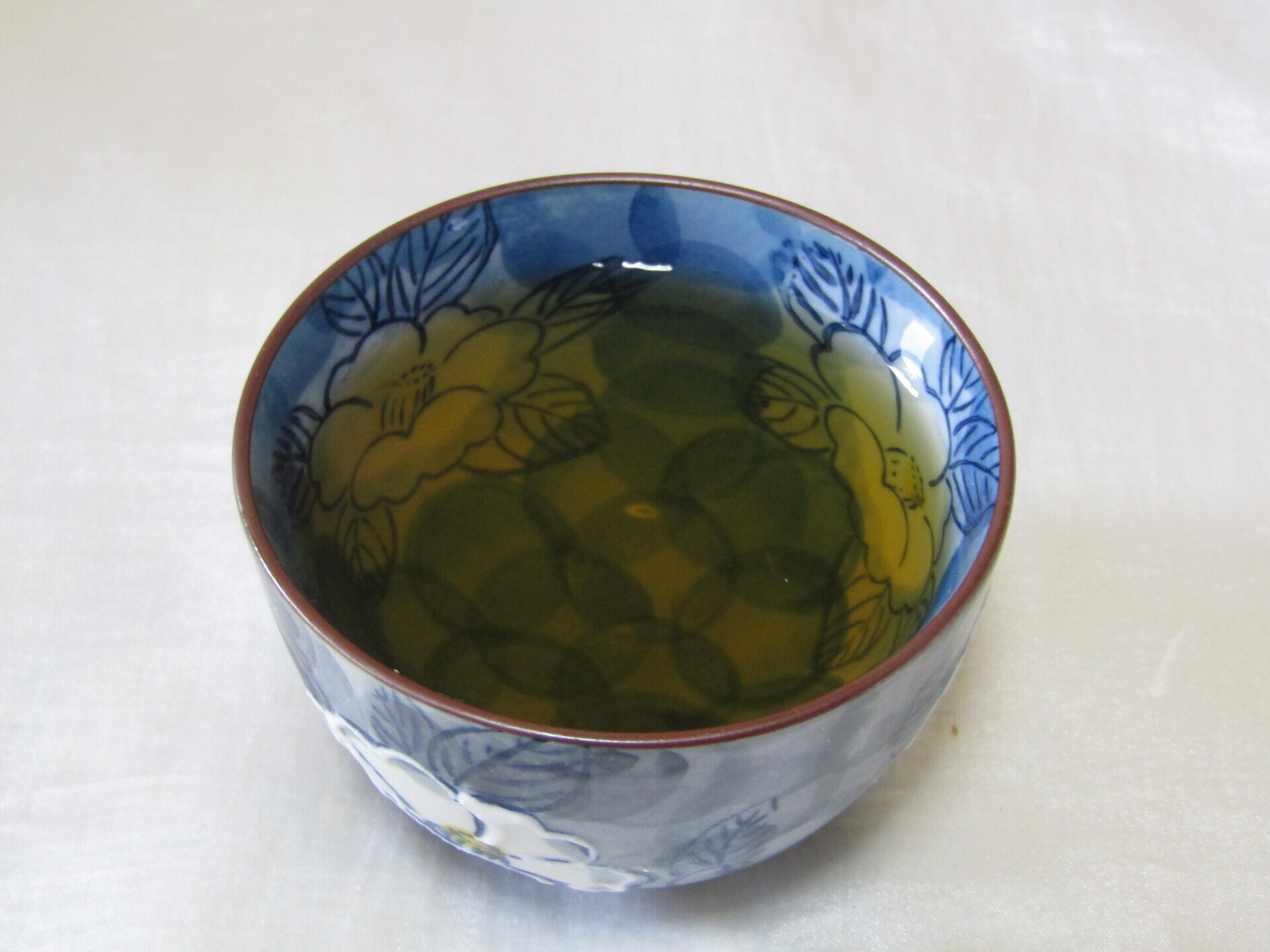 ファミリーマートで購入した「パイまんじゅう つぶあん」が美味しかった！: ひとり飯ブログ